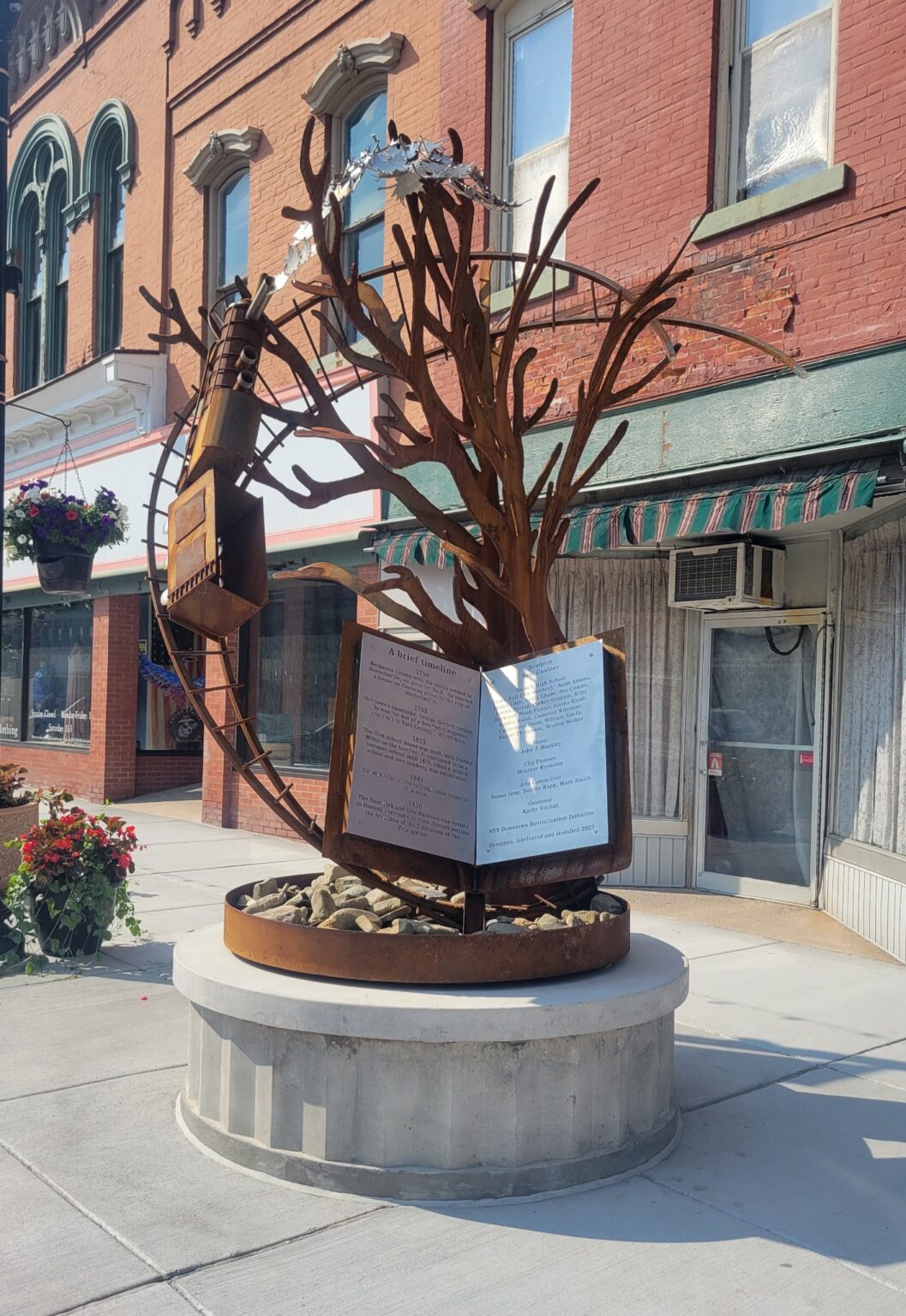 Sculptures Installed in Downtown Hornell - The HORNELL SUN